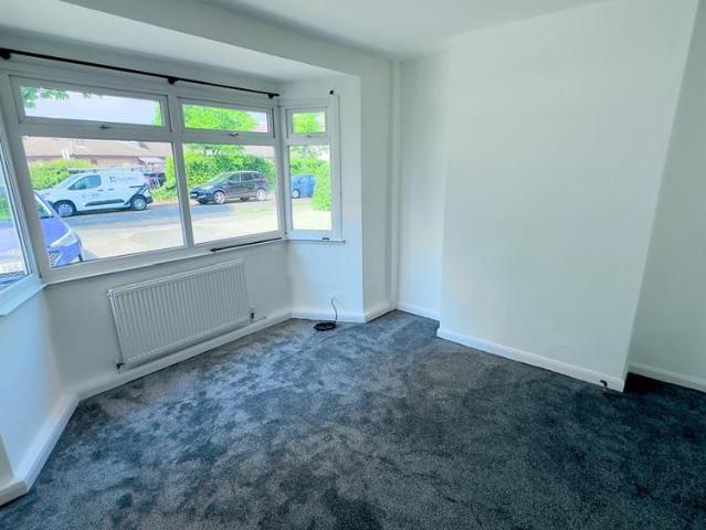 3 bedroom bungalow to rent
