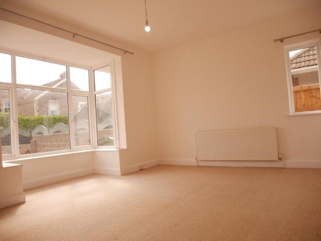 3 bedroom bungalow to rent
