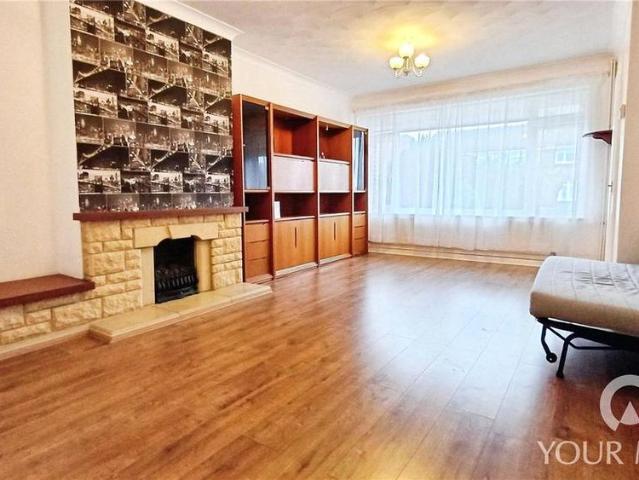 3 bedroom bungalow to rent