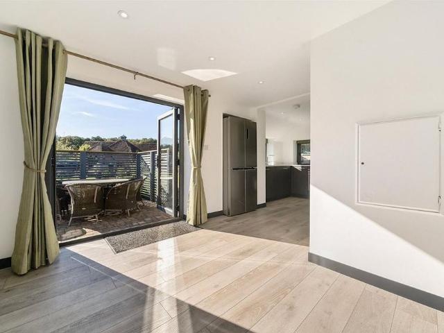 3 bedroom bungalow to rent