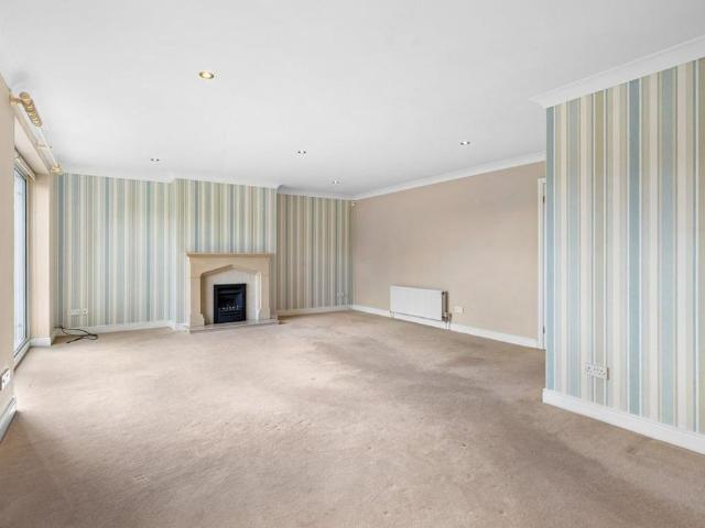 3 bedroom bungalow to rent