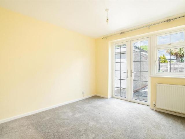 3 bedroom bungalow to rent