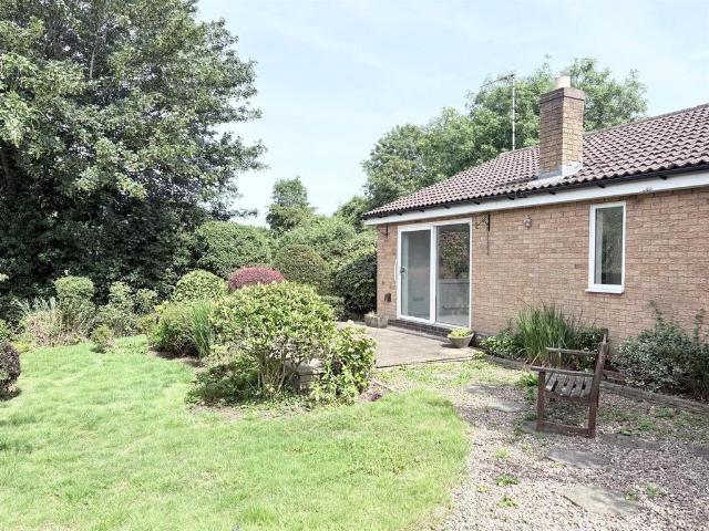 3 bedroom bungalow to rent