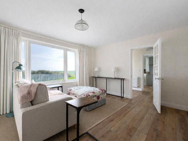 3 bedroom bungalow to rent