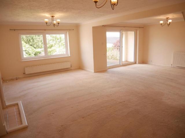 3 bedroom bungalow to rent