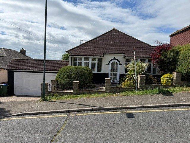 3 bedroom bungalow to rent