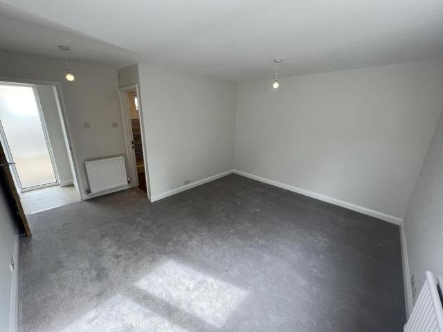 3 bedroom bungalow to rent