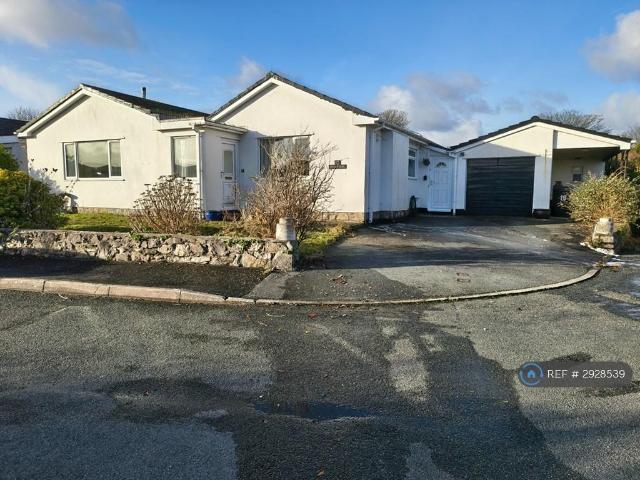 3 bedroom bungalow to rent