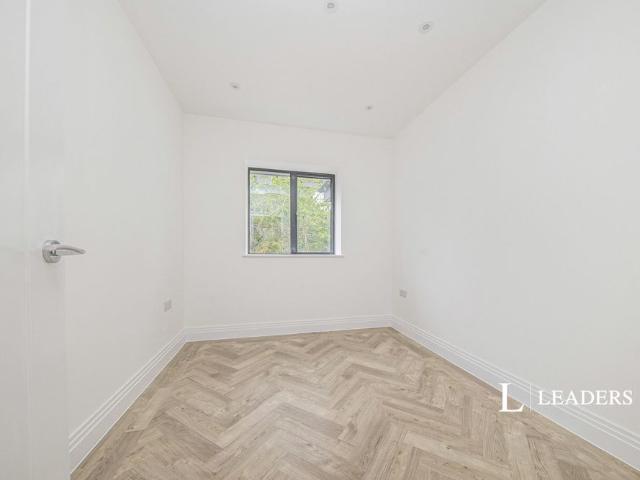 3 bedroom bungalow to rent Boxted Road, Mile End, Colchester, Essex, CO4