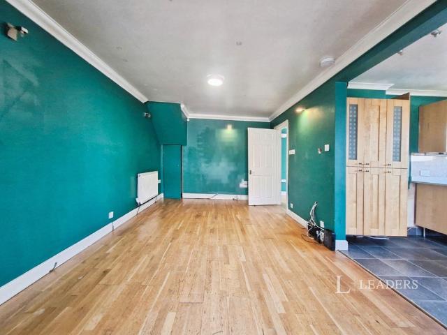 3 bedroom bungalow to rent Goodwood Road, Gosport, Hampshire, PO12