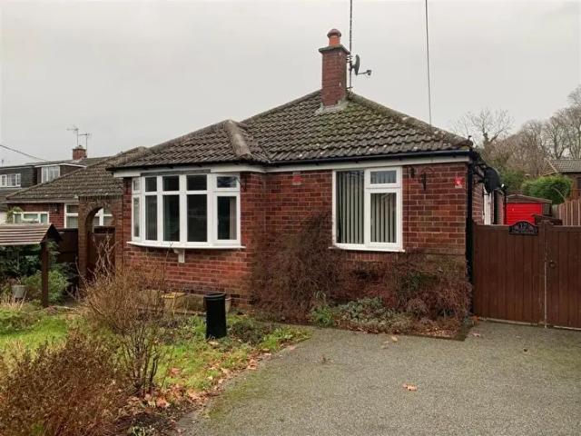 3 Bedroom Bungalow To Rent In Crick, NN6