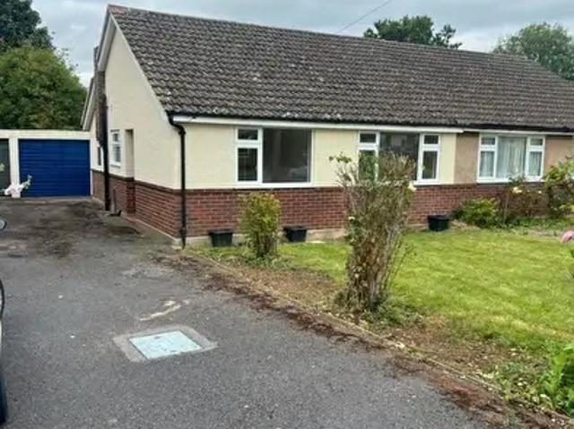 3 Bedroom Bungalow To Rent In Friars Furlong, Long Crendon, Aylesbury, HP18