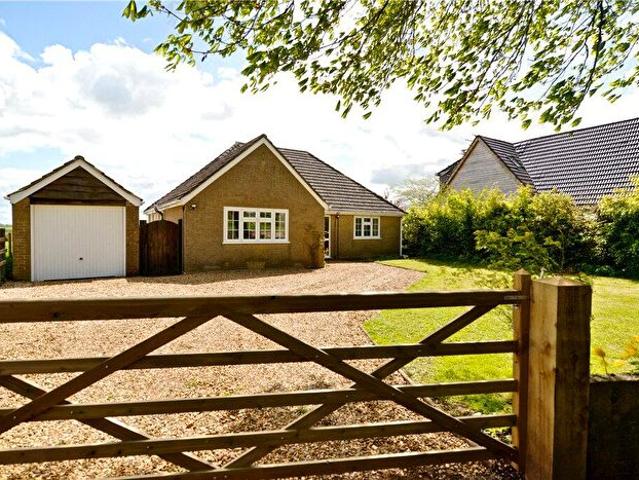 3 Bedroom Bungalow To Rent In Little Preston, Daventry, Northamptonshire, NN11
