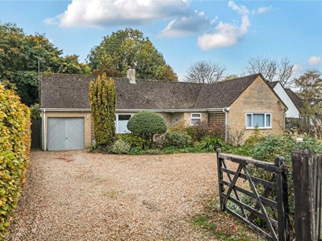 3 Bedroom Bungalow To Rent In Rack End, Standlake, Witney, OX29