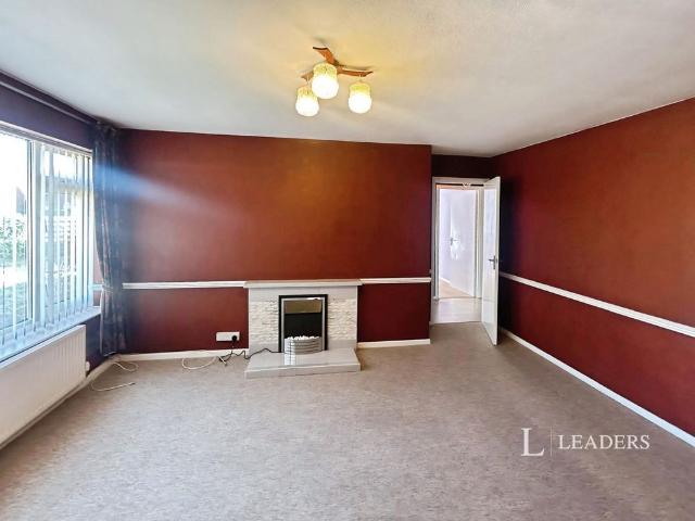 3 bedroom bungalow to rent Kentmere Close, Cheltenham, GL51