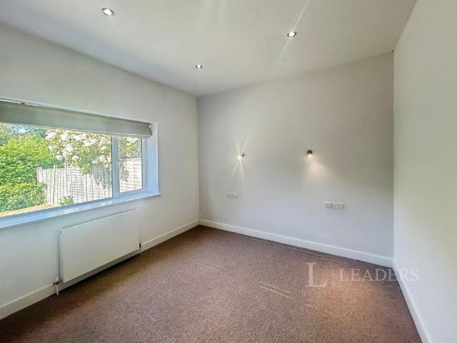 3 bedroom bungalow to rent Main Road, Shurdington, Cheltenham, GL51