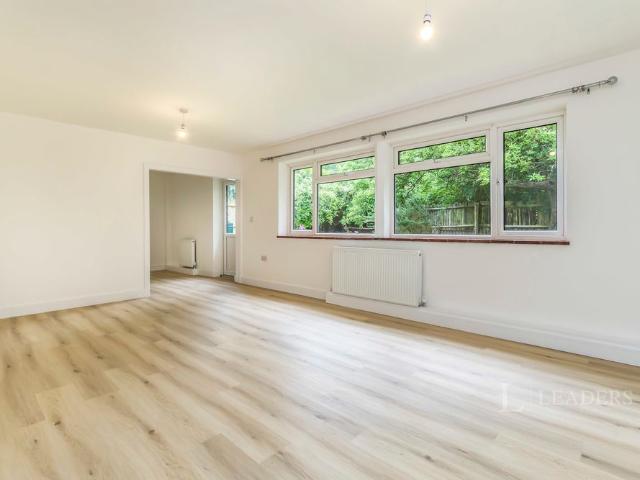 3 bedroom bungalow to rent Norheads Lane, Biggin Hill, Westerham, TN16