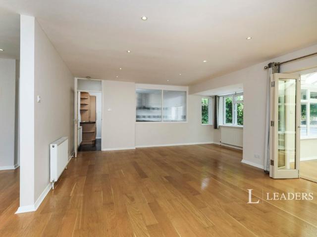 3 bedroom bungalow to rent Peakdean Lane, Friston, Eastbourne, BN20