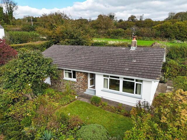 3 Bedroom Bungalow Tavistock Devon LS101678636