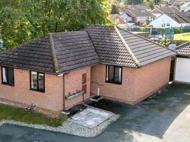 3 Bedroom Bungalow Telford Telford And Wrekin 94868455