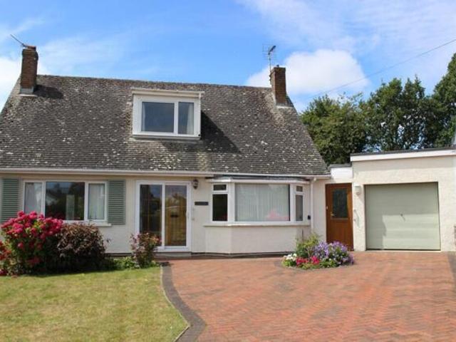 3 Bedroom Bungalow The Vale Of Glamorgan The Vale Of Glamorgan 101797094