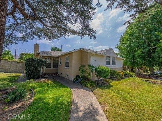 3 bedroom, Burbank CA 91504 88320100