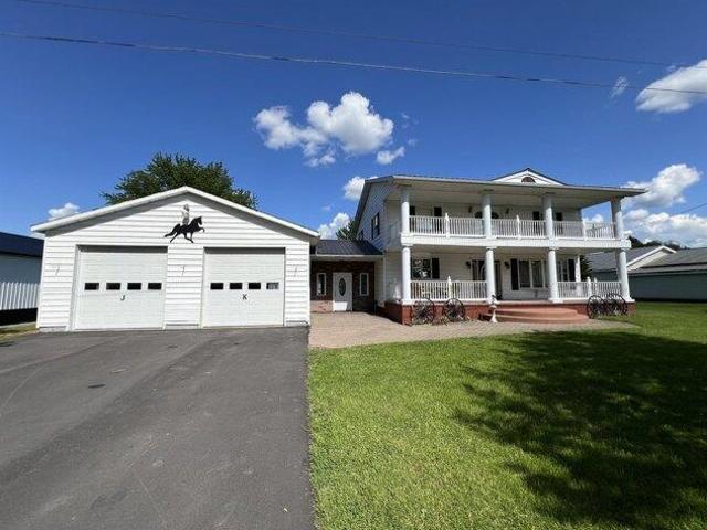 3 bedroom, Burke NY 12917 91428782