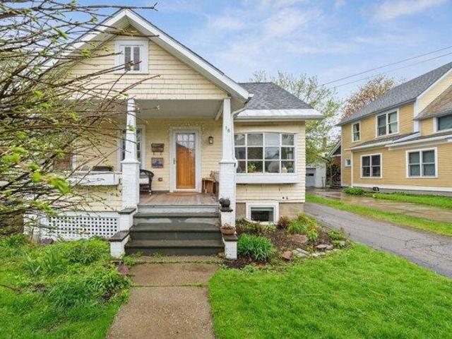 3 bedroom, Burlington VT 05401 102583939