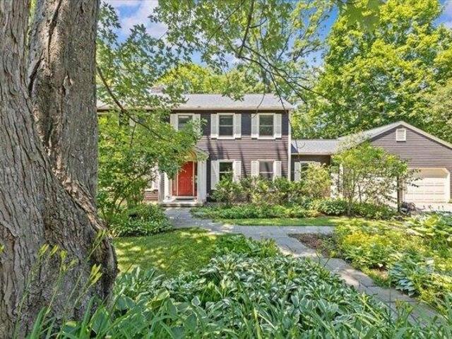 3 bedroom, Burlington VT 05401 105114804