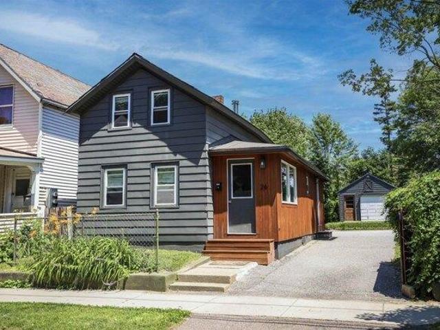 3 bedroom, Burlington VT 05401 105124032