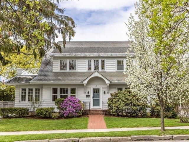 3 bedroom, Burlington VT 05401 LS102728334