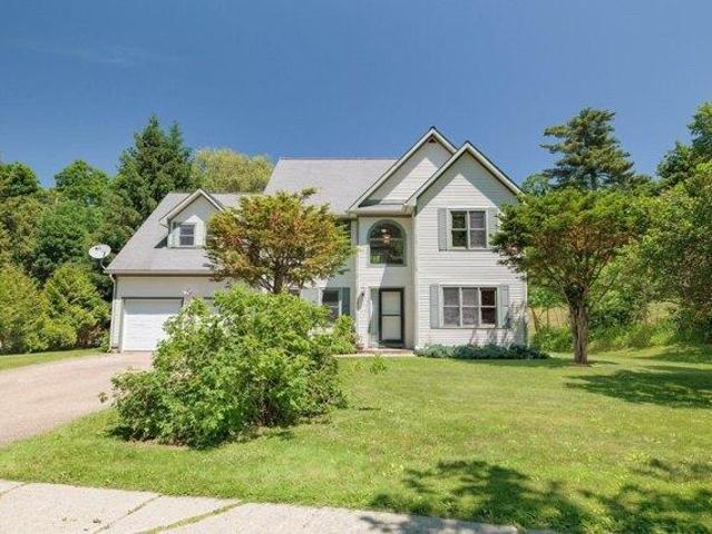 3 bedroom, Burlington VT 05408 105115972