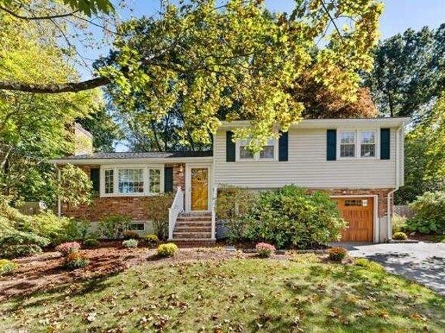 3 bedroom, Burlington MA 01803 104790093