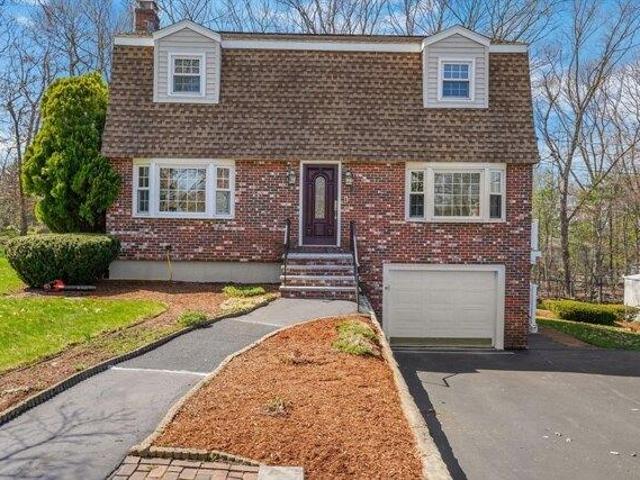 3 bedroom, Burlington MA 01803 LS102799337