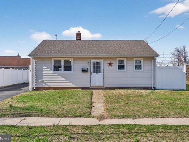 3 bedroom, Burlington NJ 08016 102313185