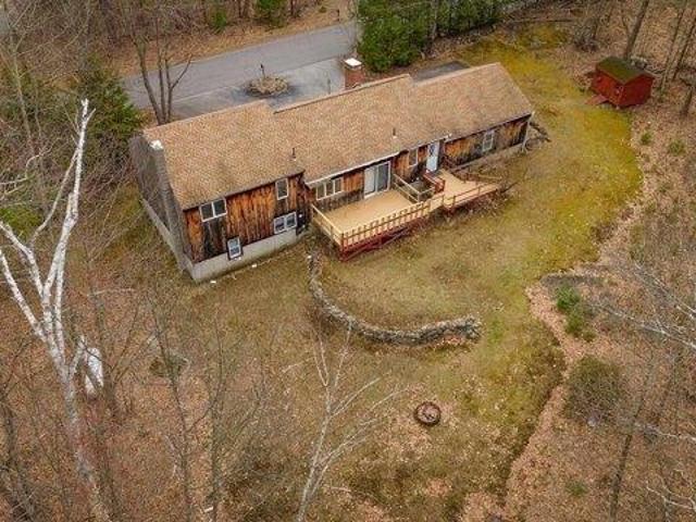 3 bedroom, Goffstown NH 03045 103932315