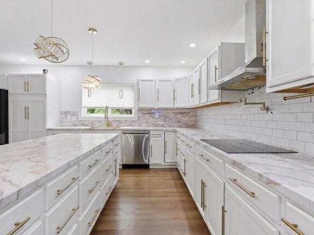 3 bedroom, Gorham ME 04038 LS103128230