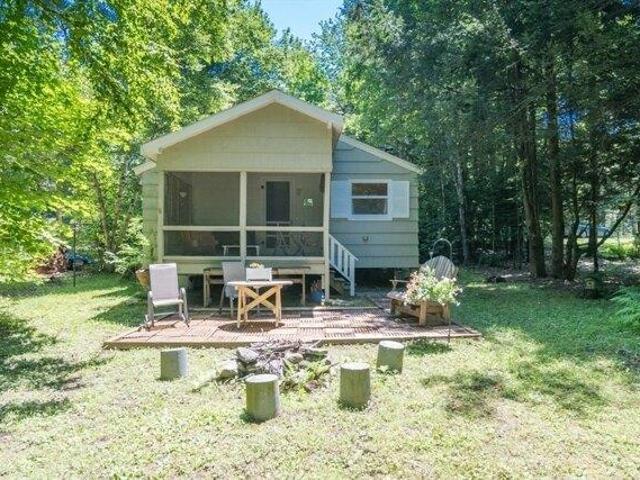 3 bedroom, Goshen MA 01032 104541597