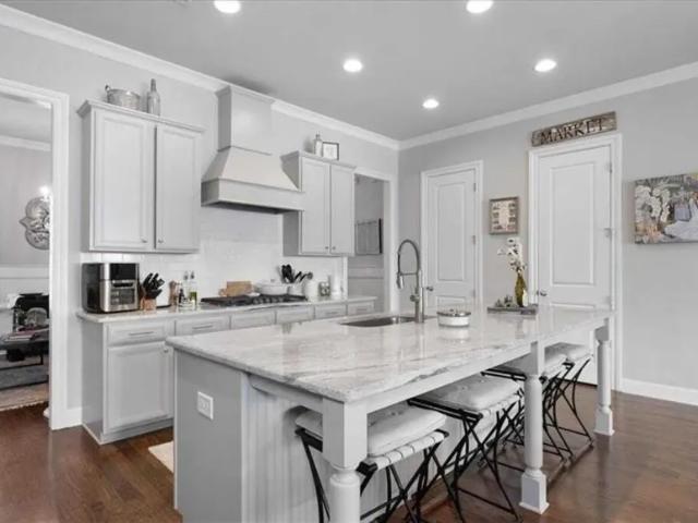 3 bedroom, GA GA 102435177