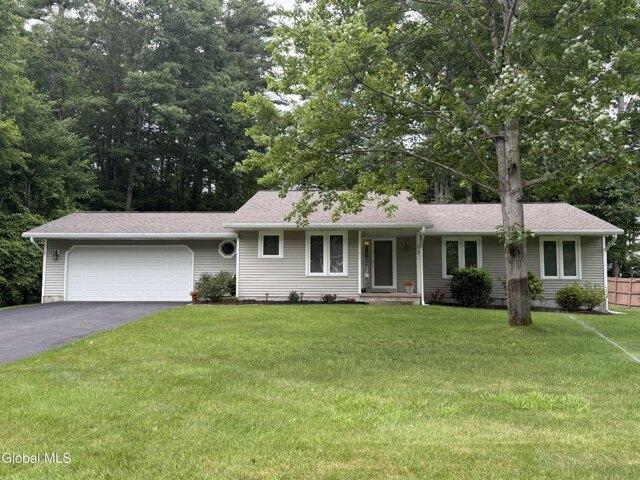 3 bedroom, Gansevoort NY 12831 104902391