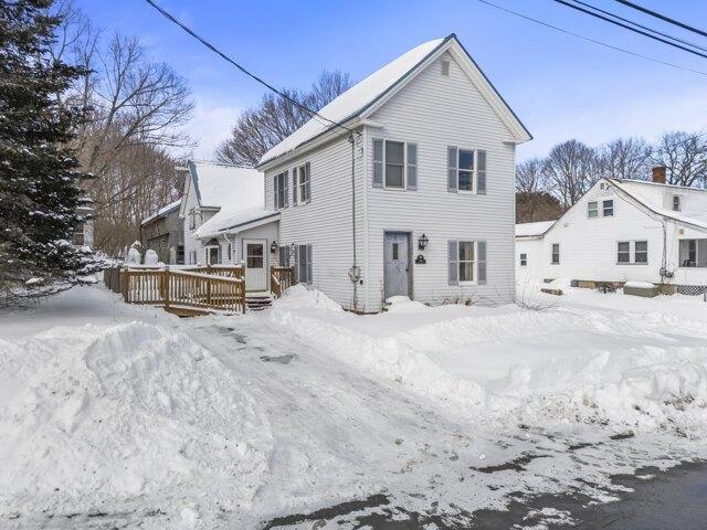 3 bedroom, Gardiner ME 04345 LS102257061