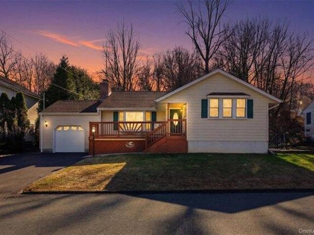 3 bedroom, Garnerville NY 10923 102562555