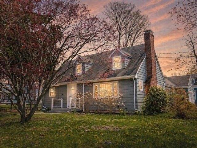 3 bedroom, Georgetown MA 01833 LS103034945