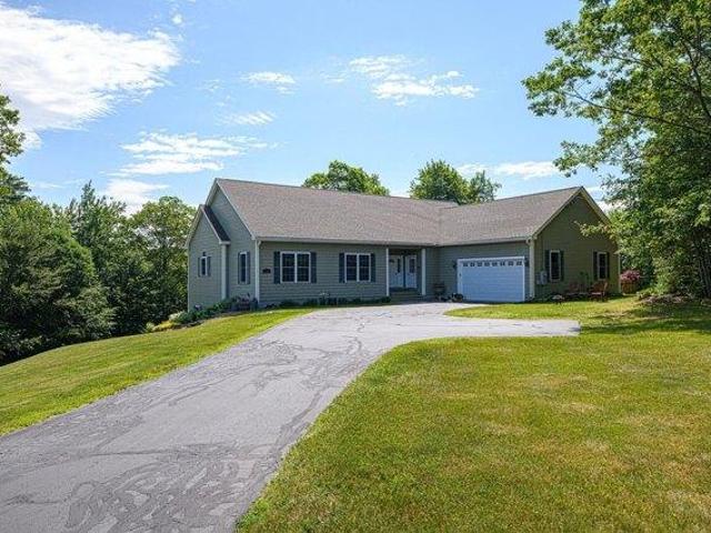 3 bedroom, Gilmanton NH 03237 104236276