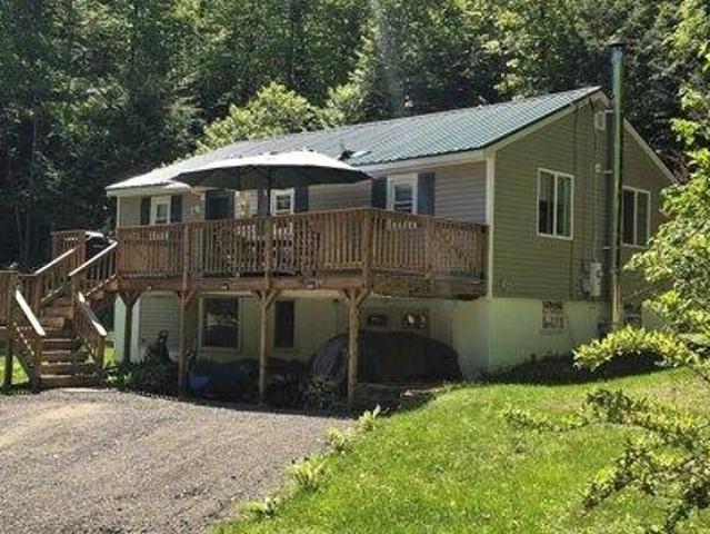 3 bedroom, Gilmanton NH 03237 104410408