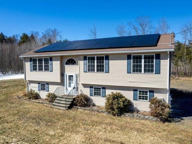 3 bedroom, Glenburn ME 04401 104009977