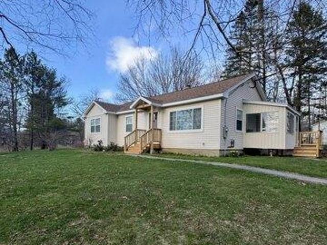 3 bedroom, Glenburn ME 04401 LS101661650