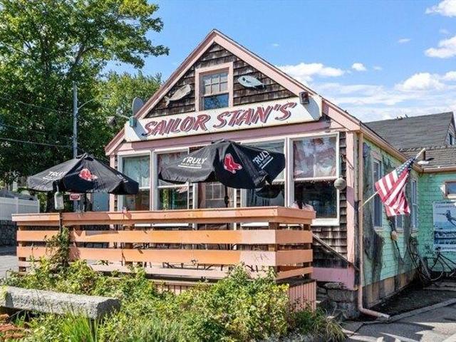 3 bedroom, Gloucester MA 01930 102158475