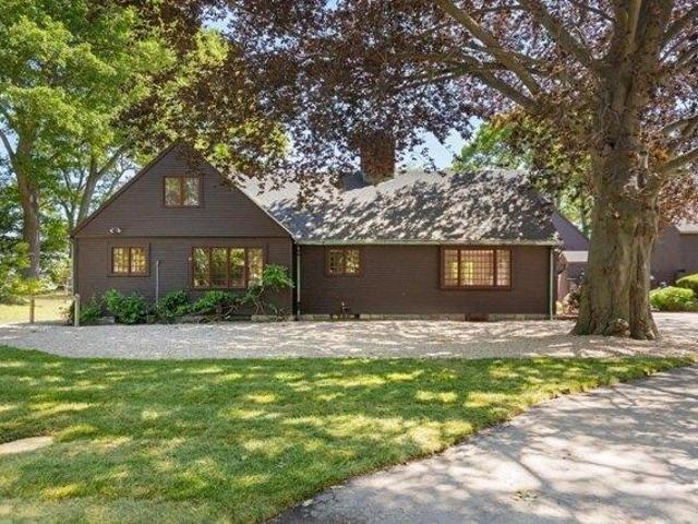 3 bedroom, Gloucester MA 01930 103222867