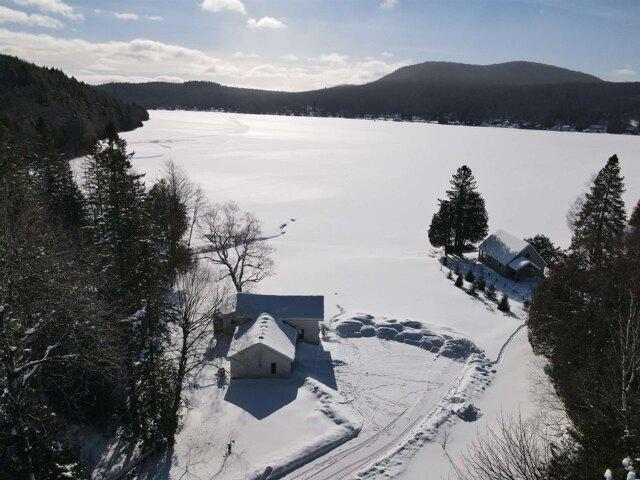 3 bedroom, Glover VT 05839 102283004